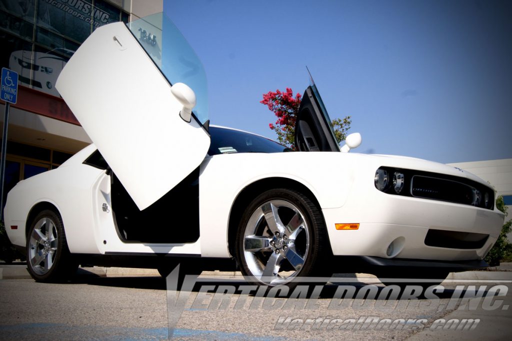 DODGE CHALLENGER 2009-2021 VERTICAL LAMBO DOORS | Vertical Lambo Doors
