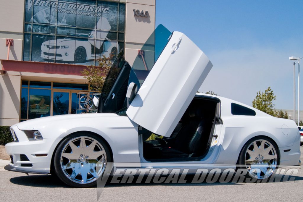 FORD MUSTANG 2011-2014 VERTICAL LAMBO DOORS | Vertical Lambo Doors