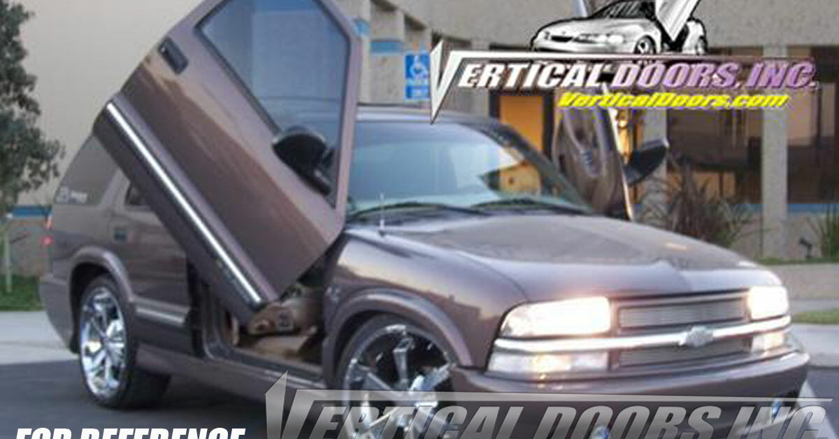GMC JIMMY 1995-2006 4DR VERTICAL LAMBO DOORS – Vertical Lambo Doors